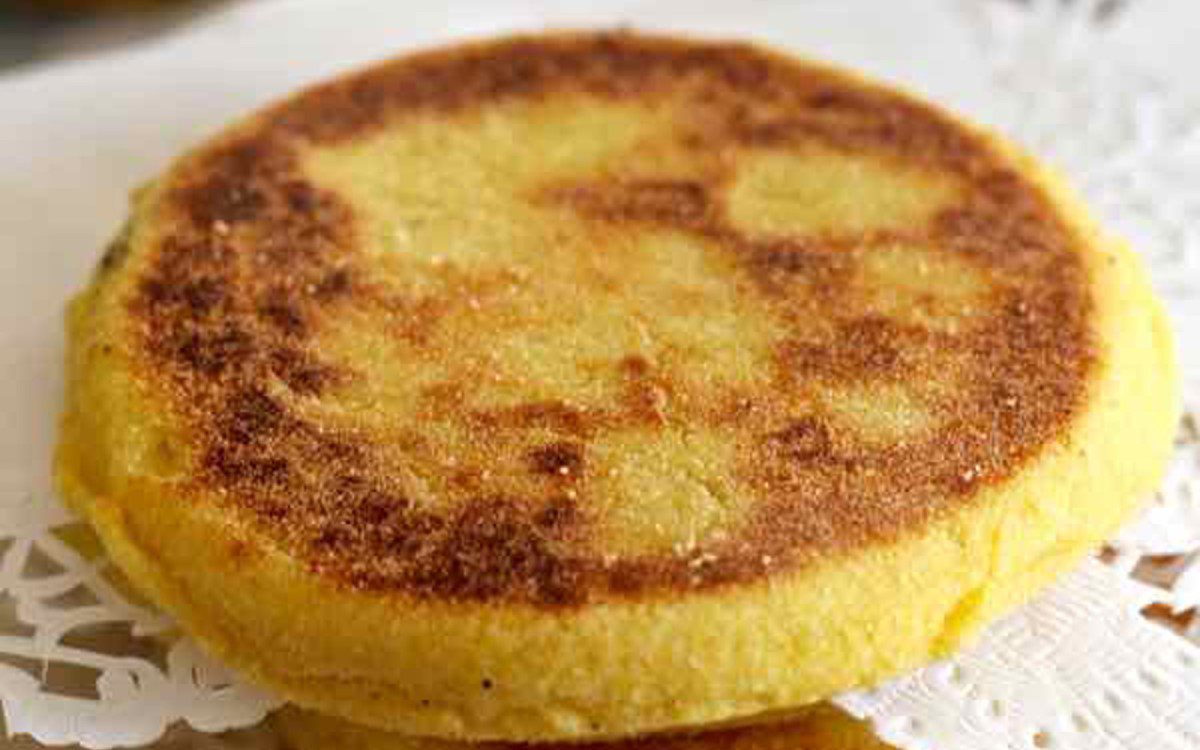 Moroccan Harcha Semolina Pan-Fried Flatbread - Kosher Cowboy